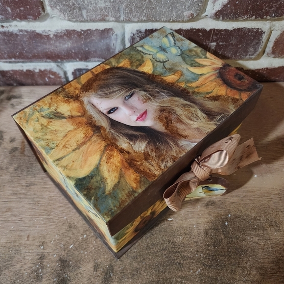 Taylor Swift | Storage & Organization | Taylor Swift Pictures To Burn ...